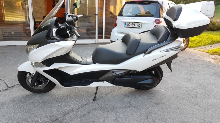 Honda SW T 400 SILVERWING 400 cm3, 2009 god.