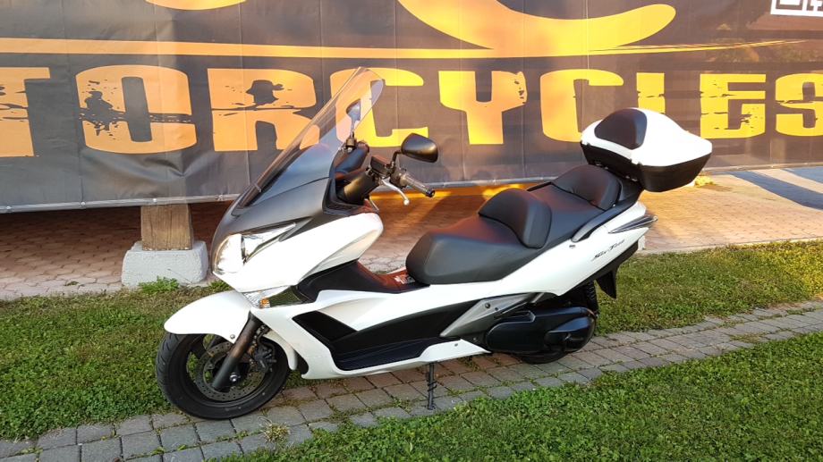 Honda SW T 400 SILVERWING 400 cm3, 2009 god.