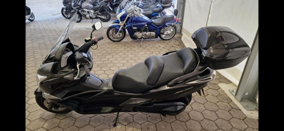 Honda SW T400 SILVER WING 400 cm3, 2011 god.