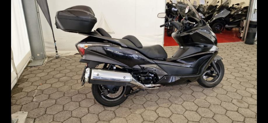 Honda SW T400 SILVER WING 400 cm3, 2011 god.