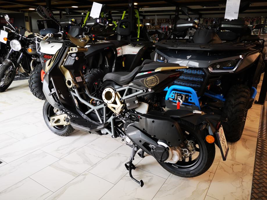 Italjet Dragster 200 Limited Edition 200 cm3, 2022 god.