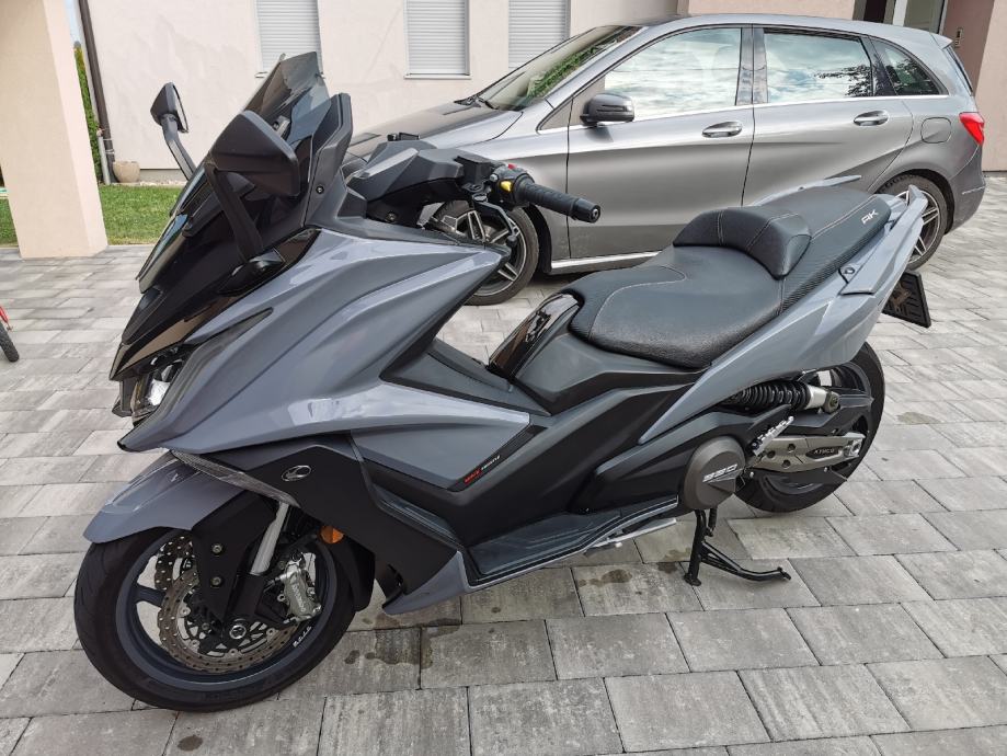 Kymco AK550 550 cm3, 2017 god.