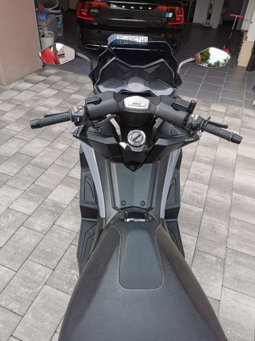Kymco AK550 550 cm3, 2017 god.