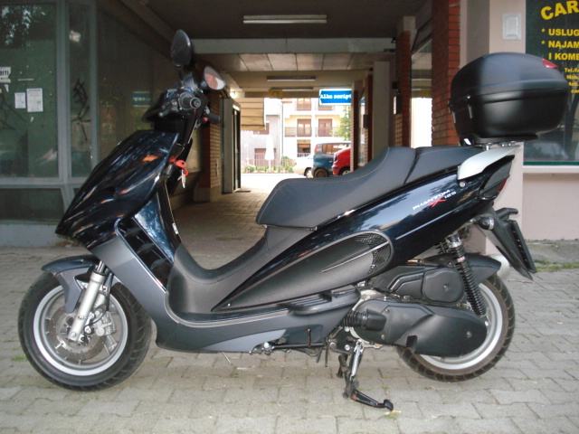 Malaguti, f 12 max phantom, 125cm3, 2005 god.