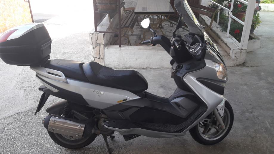 Malaguti Madison 250 cm3 250 cm3, 2007 god.