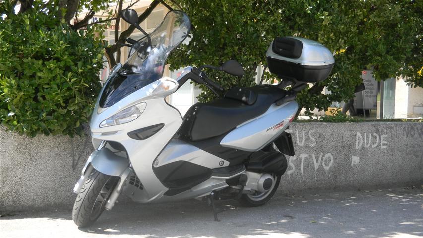 Malaguti Madison 250 cm3- Split, 2005 god.