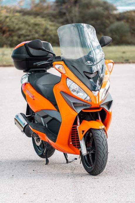 Malaguti Madison 3 250i.e. 250 cm3, 2007 god.