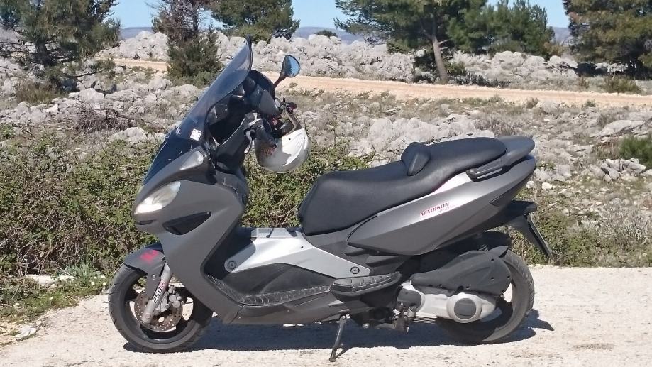 Malaguti madison RS 250, 2005 god.