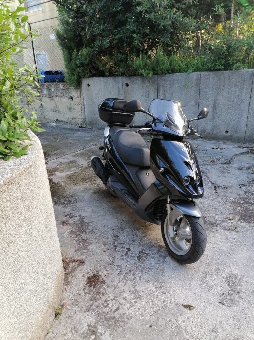 Malaguti Phantom max F - 12 125 cm3, 2006 god.