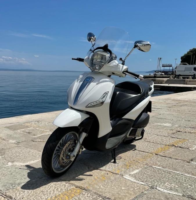 Piaggio BEVERLY 125 cm3, 2014 god.