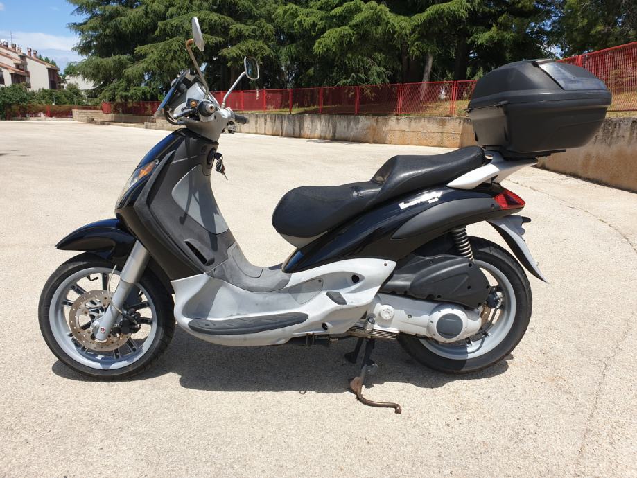 Piaggio Beverly 200 198 cm3, 2005 god.