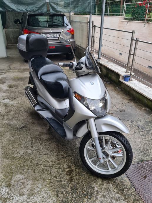 Piaggio Beverly 200, 2003 god.