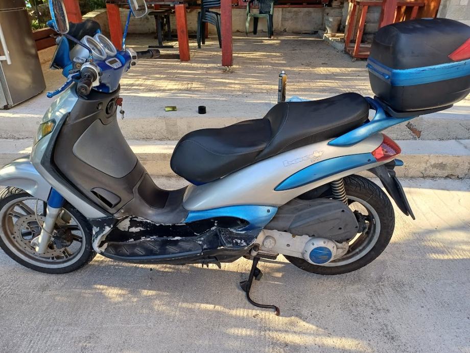 Piaggio Beverly 200 198 cm3, 2005 god.