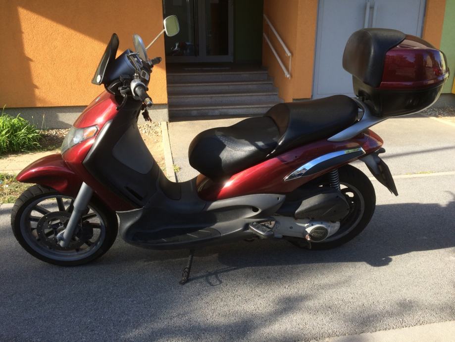 Piaggio Beverly 200 200 cm3, 2003 god.