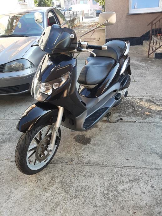Piaggio Beverly 200 cm3, 2003 god.