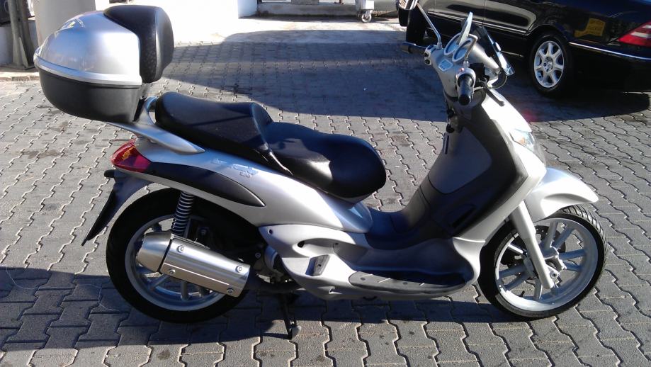 Piaggio Beverly 200 cm3, 2003 god.