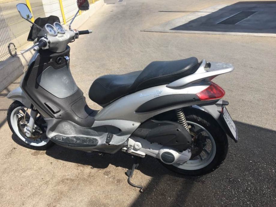 Piaggio Beverly 200 u dobrom stanju!, 2003 god.