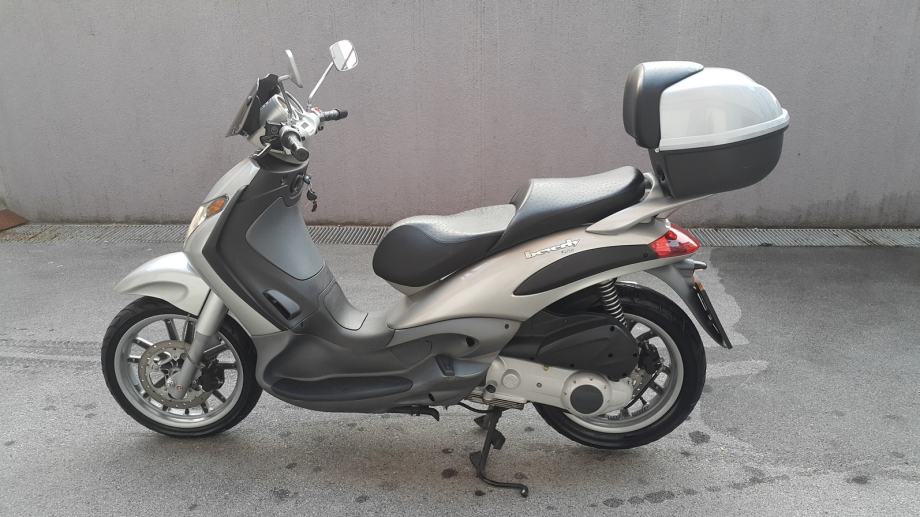 Piaggio Beverly 200, 2003 god.