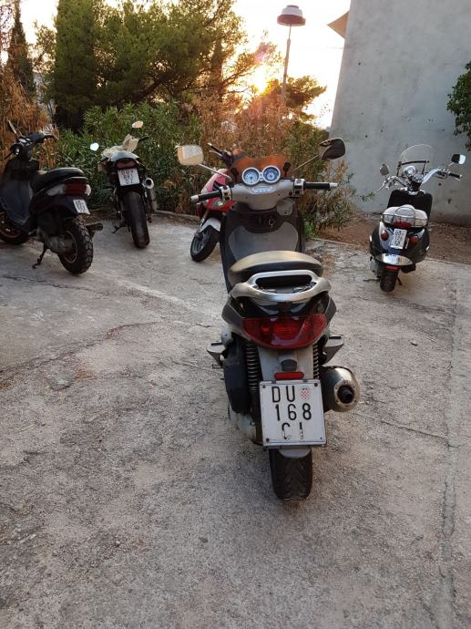 Piaggio Beverly 200, 2003 god.