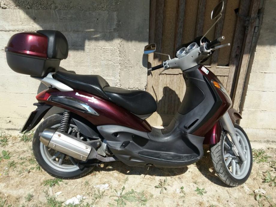 Piaggio Beverly 200, 2004 god.
