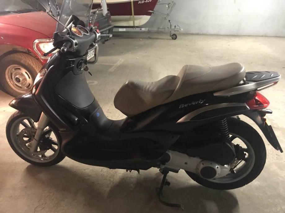 Piaggio Beverly 250 250 cm3, 2006 god.