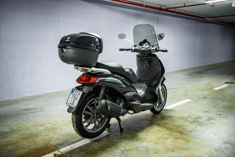 Piaggio Beverly 250, 2005.g., odlično stanje, 2005 god.