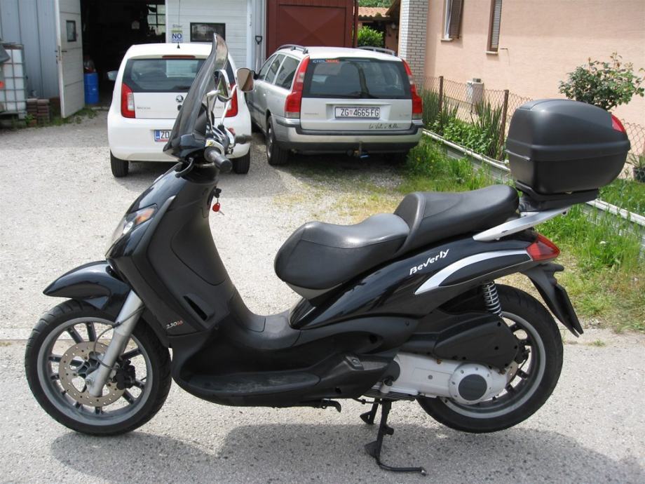 Piaggio Beverly 250 i.e. 250 cm3, 2007 god.