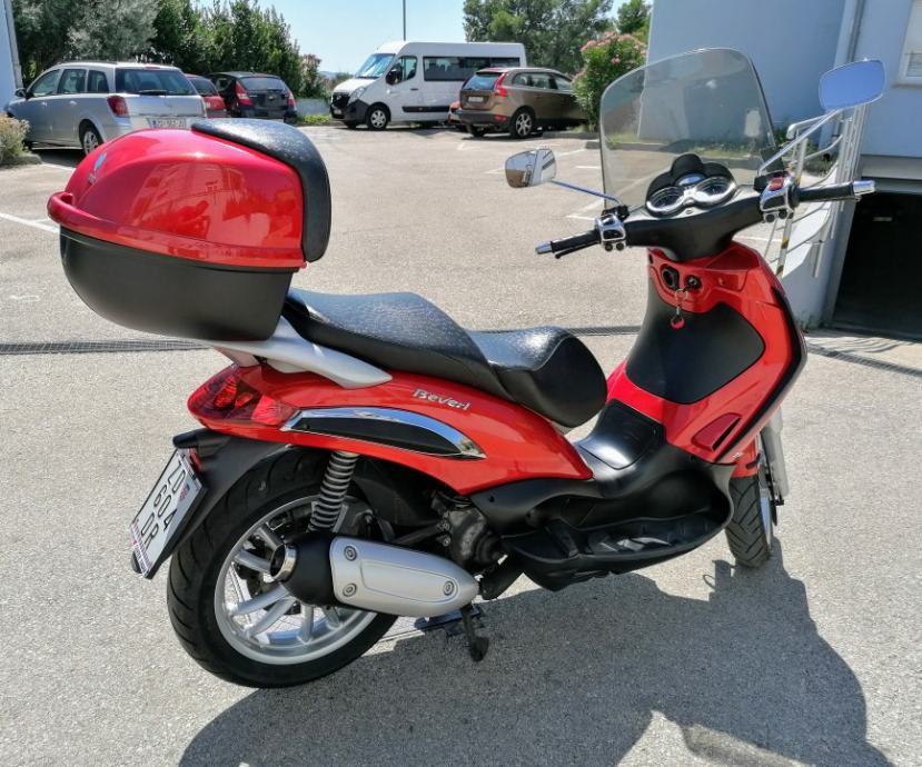 Piaggio Beverly 250, 2004 god.