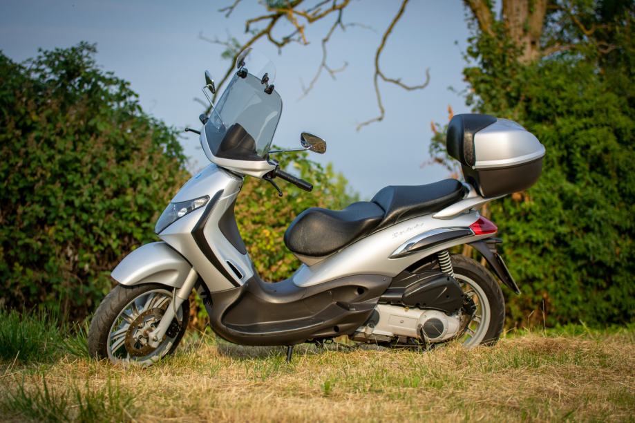 Piaggio Beverly 250, 2004 god.