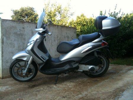 Piaggio Beverly 250, 2004 god.