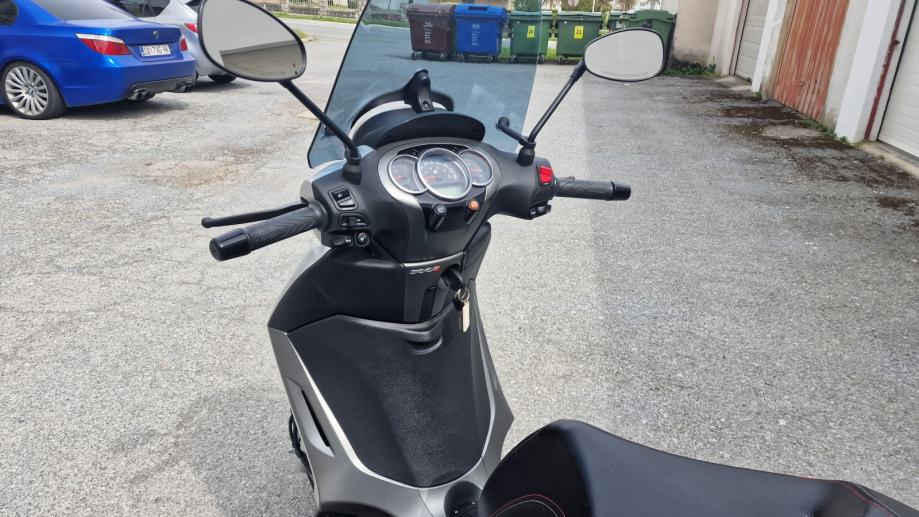 Piaggio Beverly 300 S, ABS, ASR, 2020 god.