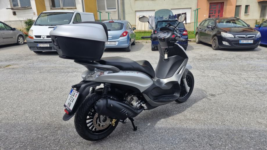 Piaggio Beverly 300 S, ABS, ASR, 2020 god.