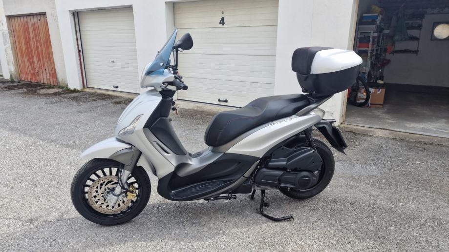 Piaggio Beverly 300 S, ABS, ASR, 2020 god.