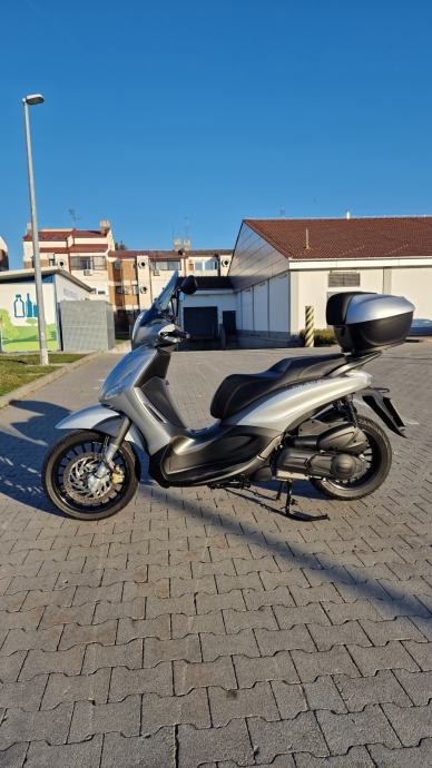 Piaggio Beverly 300 S i.e. ABS, ASR, 2020 god.