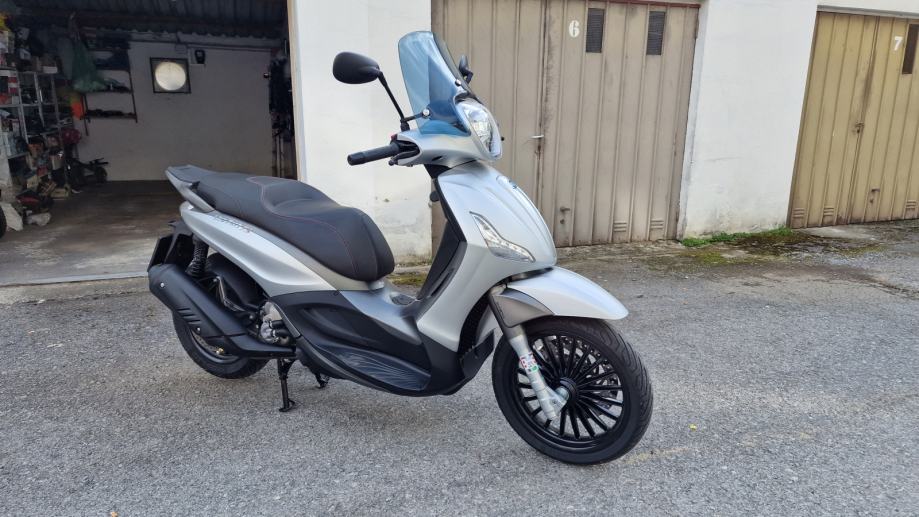 Piaggio Beverly 300 S, ABS, ASR, 2020 god.