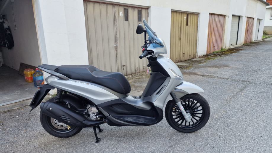 Piaggio Beverly 300 S, ABS, ASR, 2020 god.