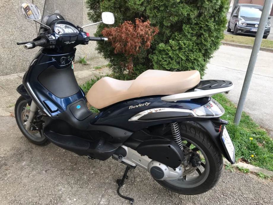 Piaggio Beverly 300 tourer 300 cm3, 2009 god.