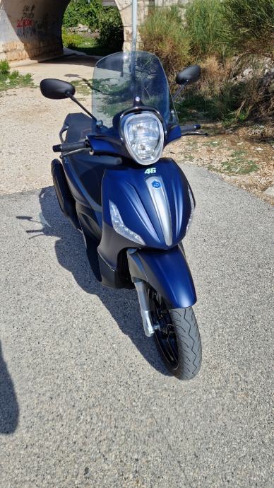 Piaggio Beverly 330 cm3, 2020 god.