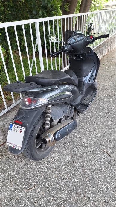Piaggio Beverly 500 cm3, 2005 god.