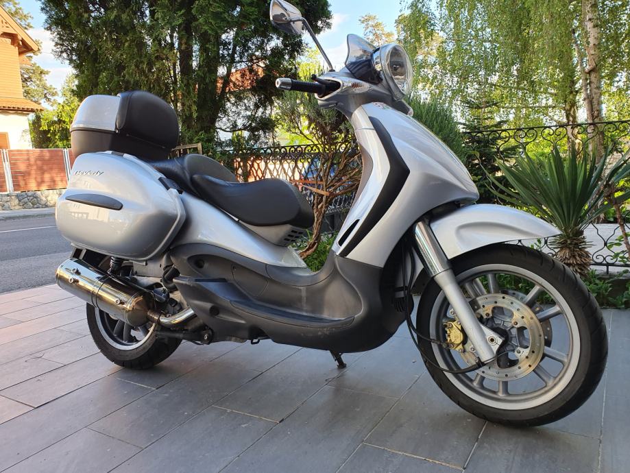 Piaggio Beverly 500 vrhunsko stanje, 16400km,, 2004 god.