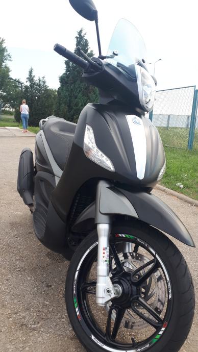 Piaggio Beverly st350 330 cm3, 2018 god.