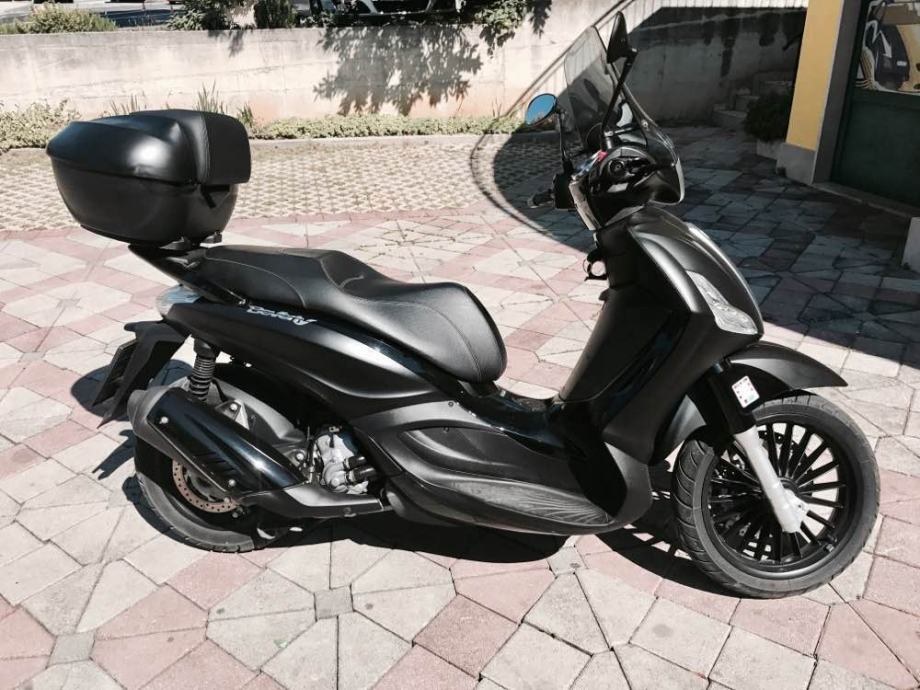 Piaggio Bevery 300 cm3, 2015 god.