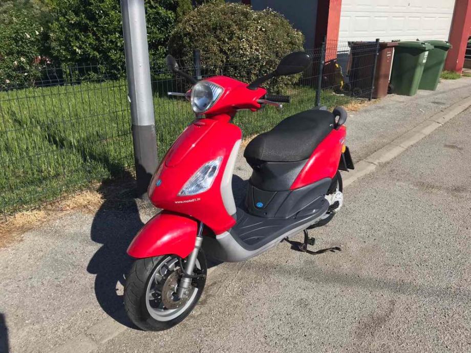 Piaggio Fly 100 100 cm3, 2007 god.