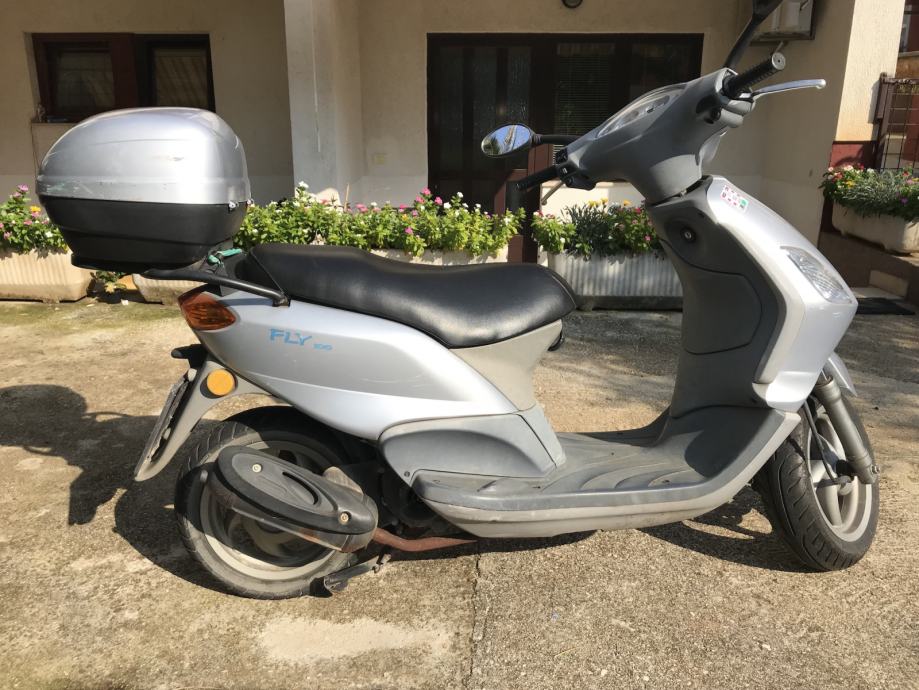 Piaggio Fly 100 cm3 HITNO!, 2007 god.