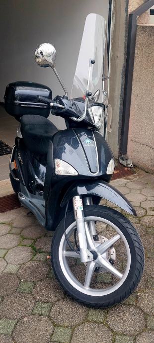 Piaggio Liberty 200 cm3, 2005 god.