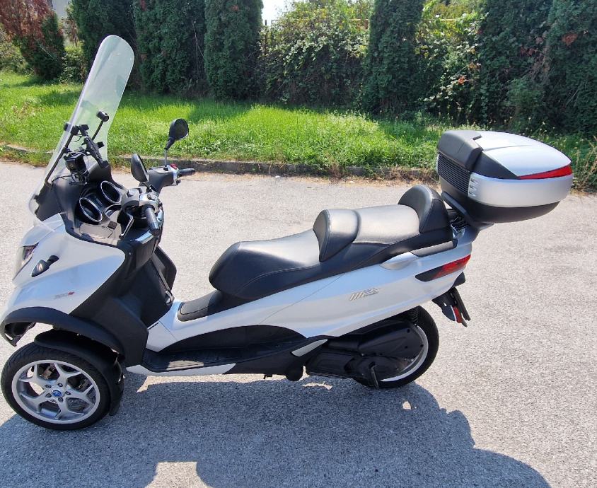 Piaggio Mp3 300 LT 278 cm3, 2017 god.