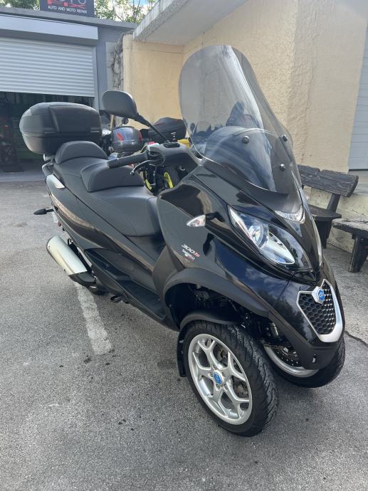Piaggio Mp3 300 LT B KATEGORIJA, 2018 god.