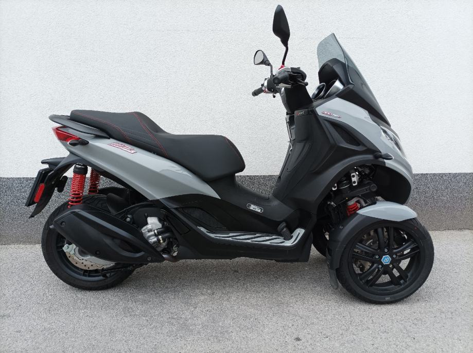 Piaggio MP3 300 LT HPE ABS ASR, B KATEGORIJA, S GARANCIJOM, 2021 god.