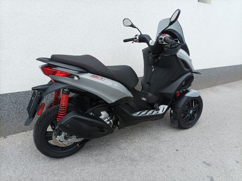 Piaggio MP3 300 LT HPE ABS ASR, B KATEGORIJA, S GARANCIJOM, 2021 god.