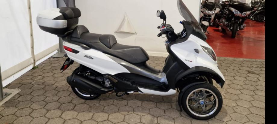 Piaggio MP3 300 LT SPORT ABS TC,B KATEGORIJA, S GARANCIJOM, 2019 god.